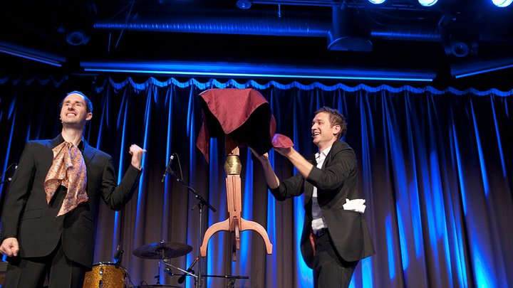 Jone Ensor 2 - Topp Arrangement